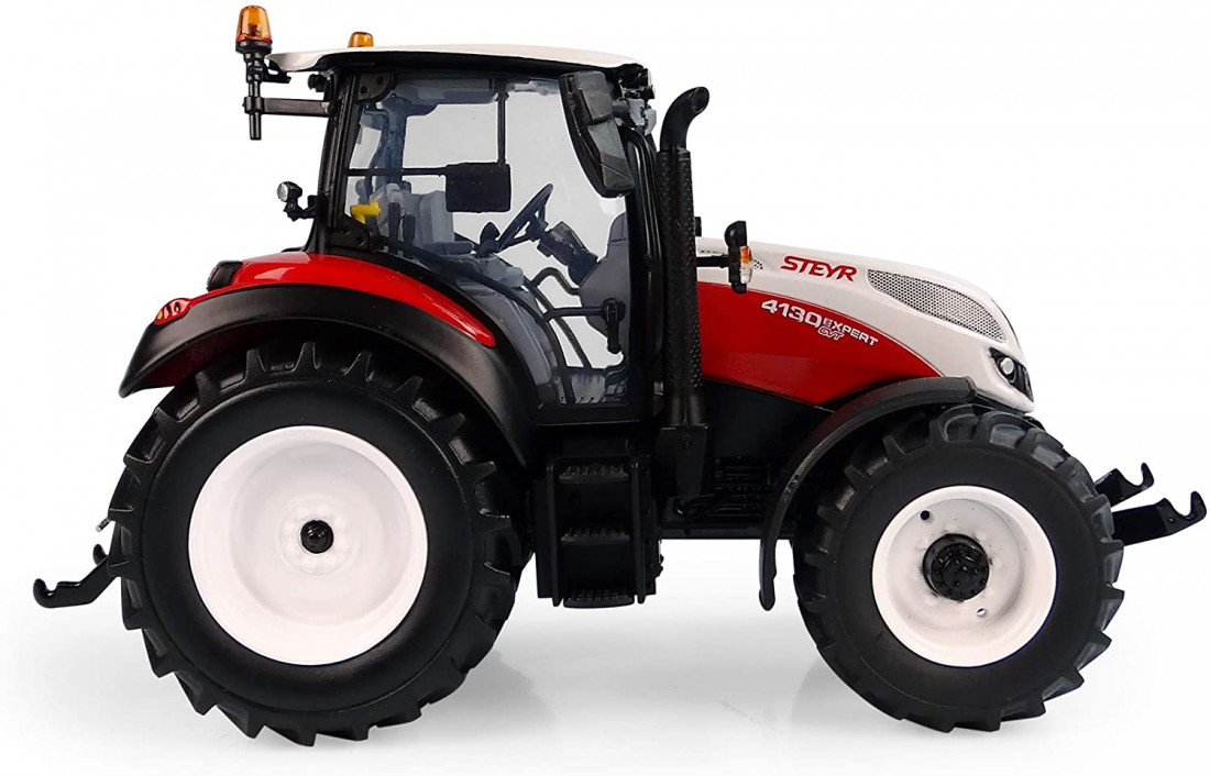 Universal Hobbies 1:32 Steyr 4130 Expert CTV UH6221