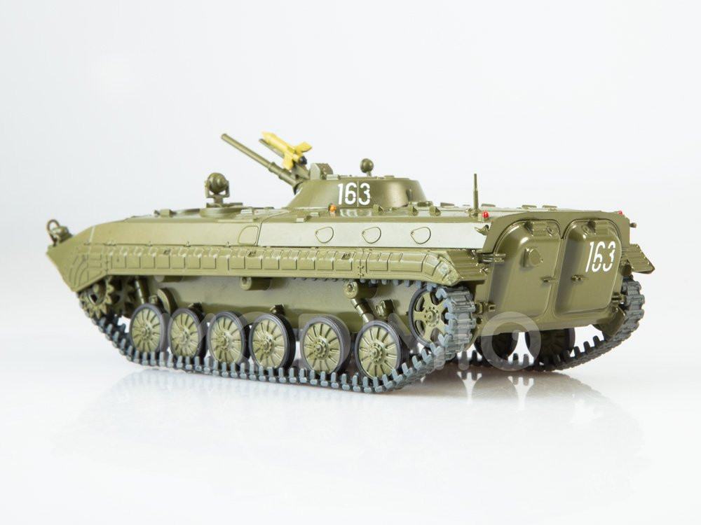 Modimio 1:43 BMP-1 NT024