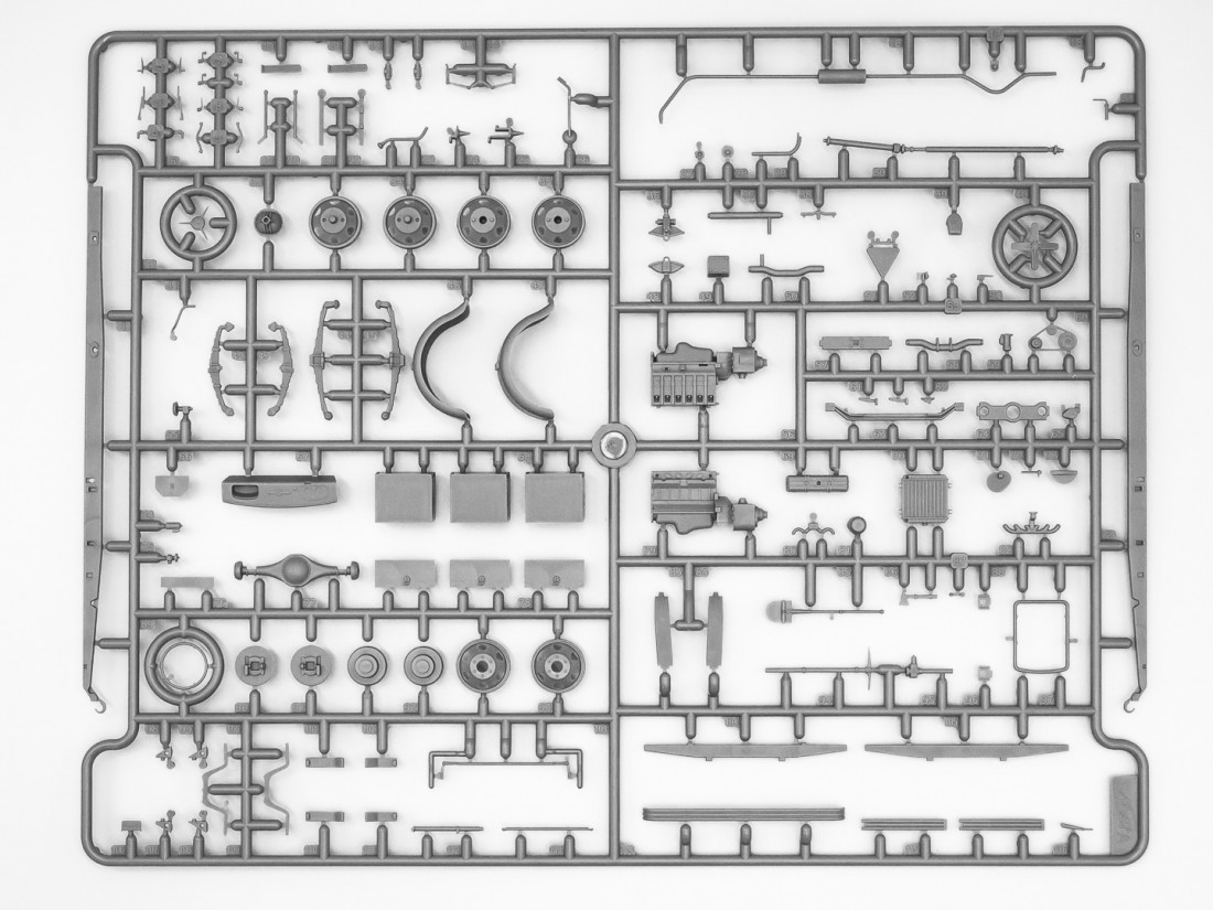 ICM 1:35 Typ 2,5-32 with Shelter German Ambulance 35402