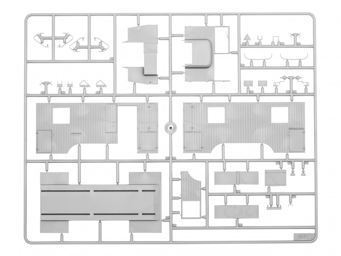 ICM 1:35 Henschel 33 D1 Kfz.72 Radio Communication Truck 35467