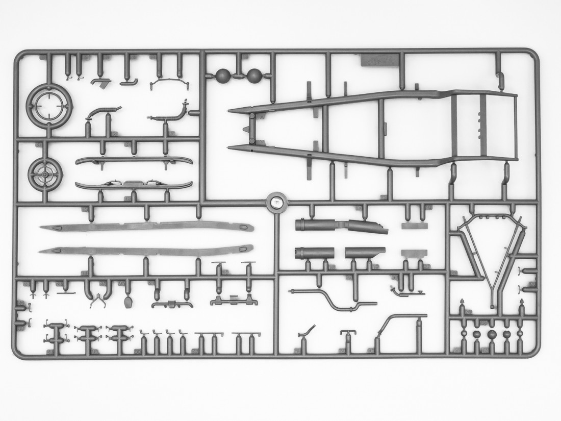 ICM 1:35 Typ 770K (W150) Tourenwagen with Open Cover 35534