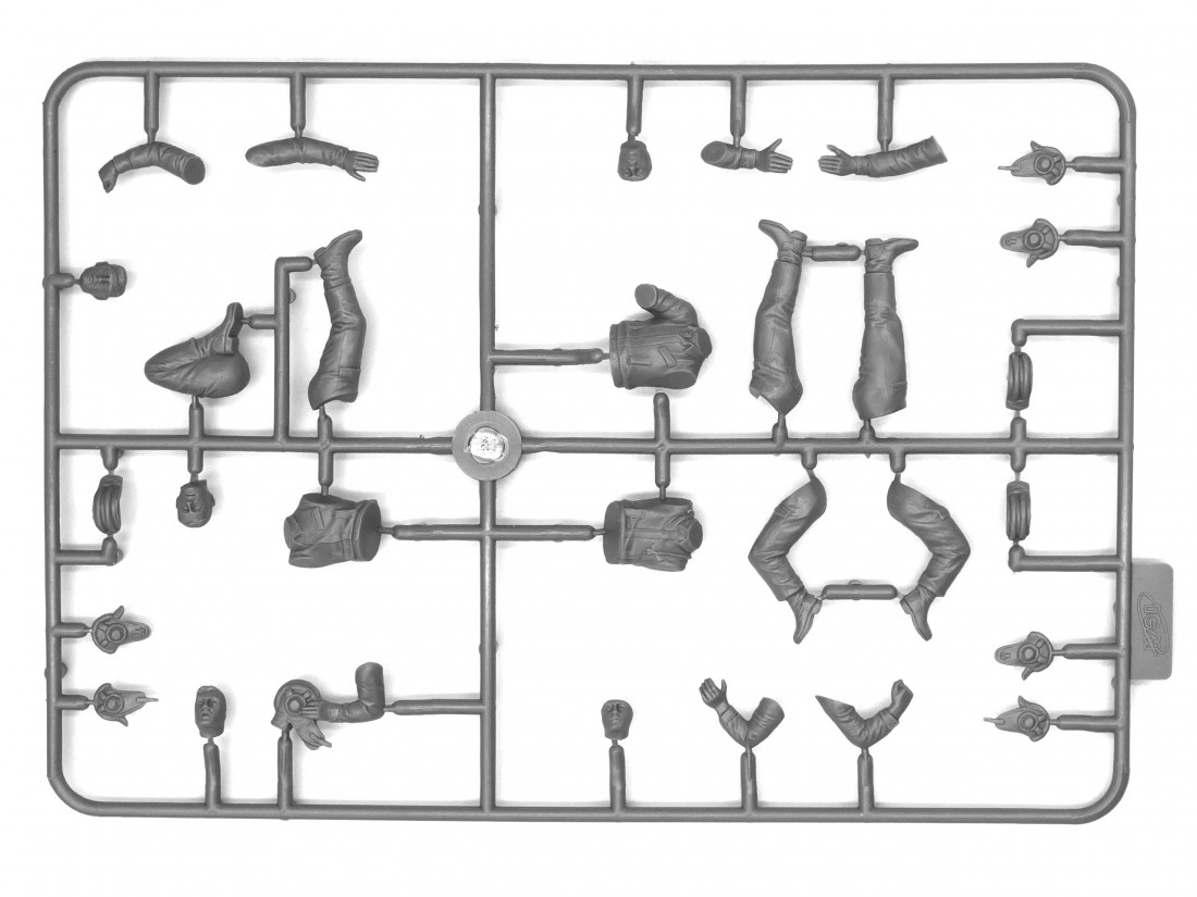 ICM 1:35 Soviet Tank Crew (1979–1988) 35601