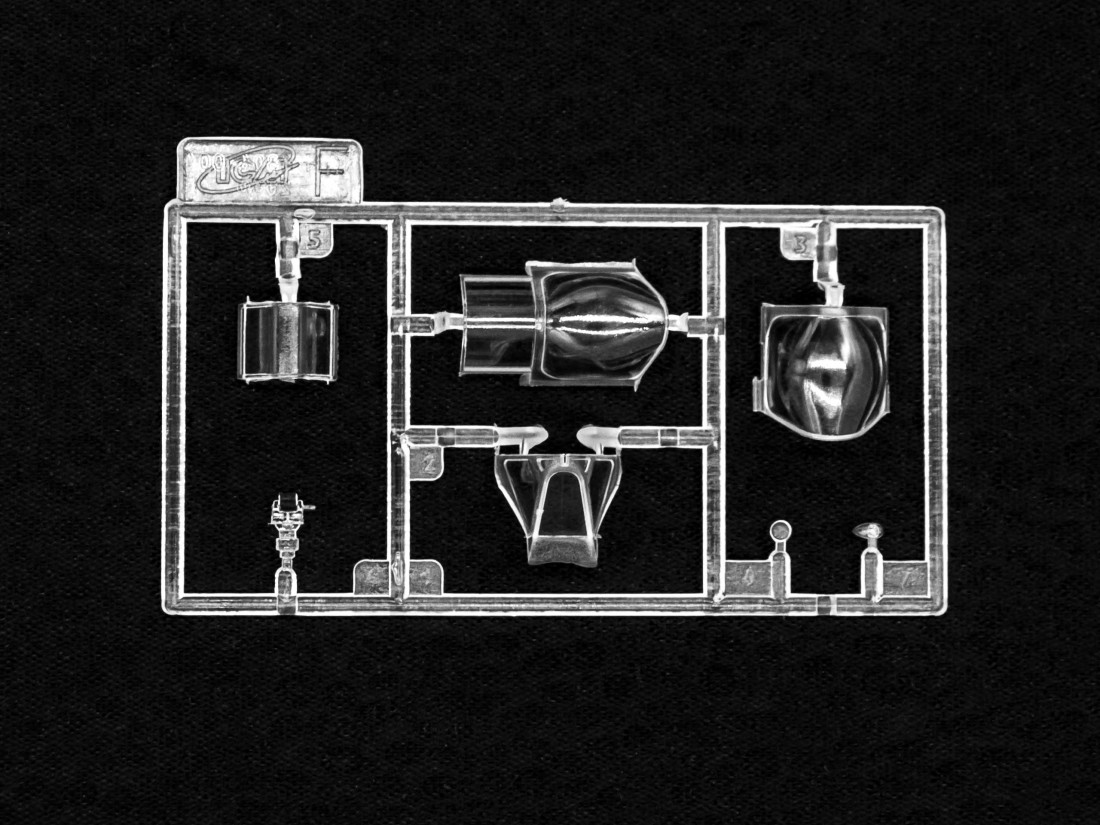 ICM 1:48 Spitfire LF.IXE WWII Soviet Air Force Fighter 48066