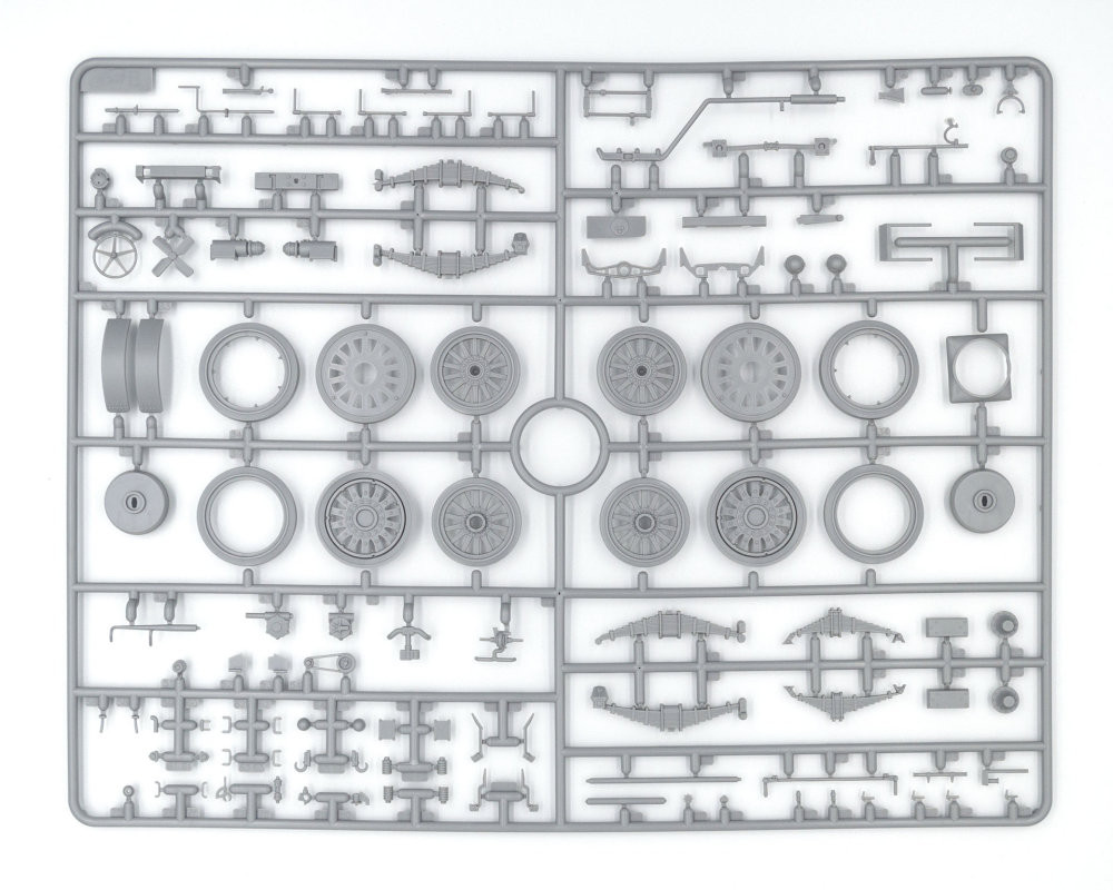 ICM 1:35 Standard B Liberty with WWI Infantry 35652