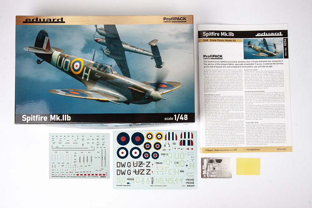 Eduard 1:48 Supermarine Spitfire Mk.IIb (ProfiPACK edition) 82154