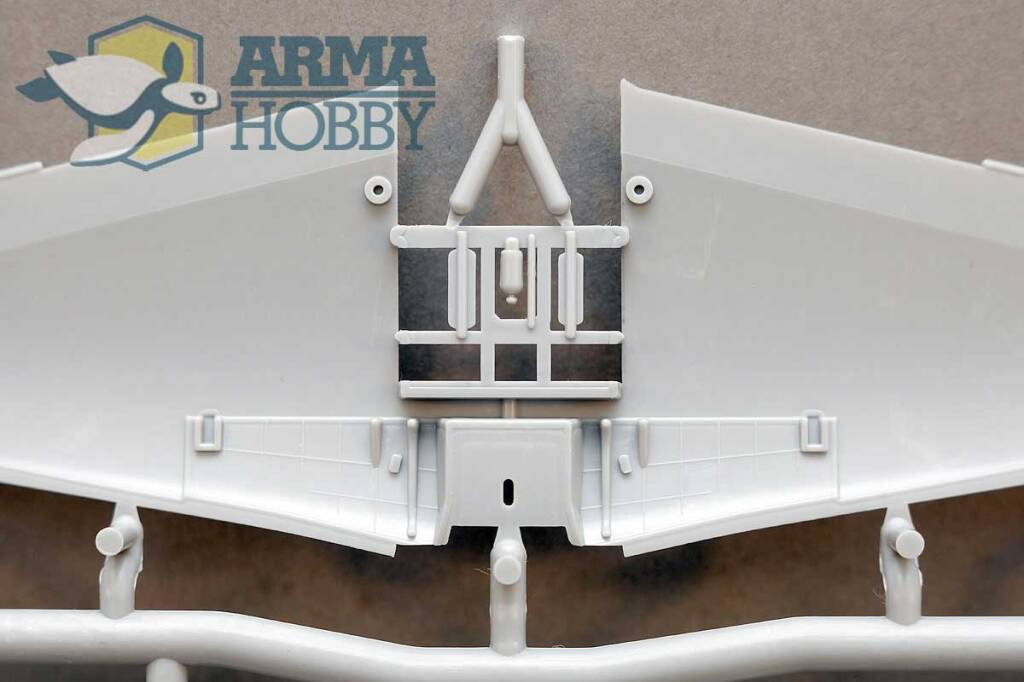 ARMA HOBBY 1:72 Yakovlev Yak-1b, Model Kit ARH-70028
