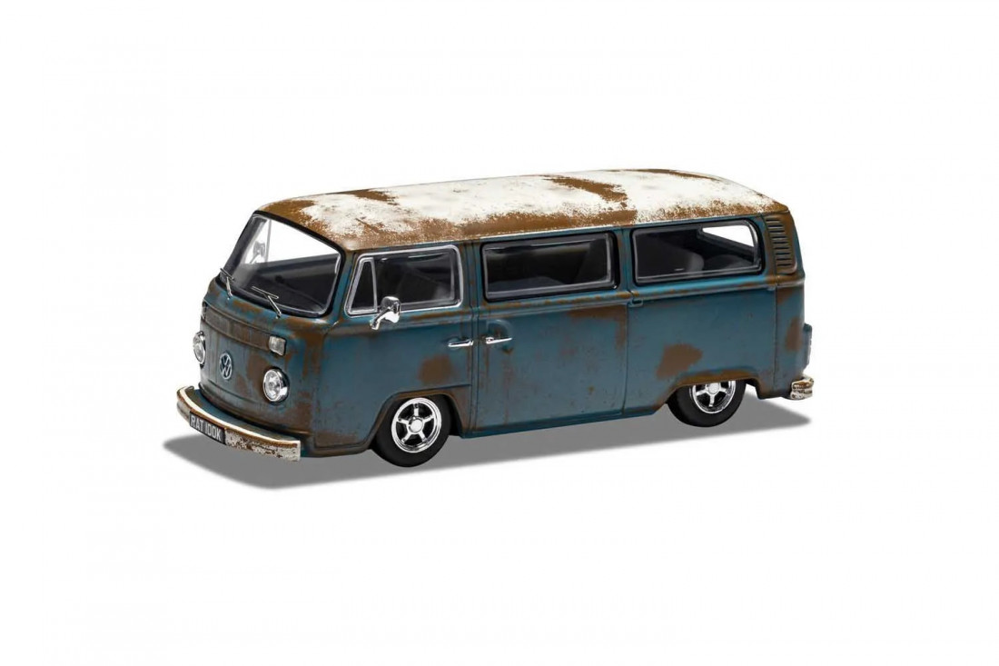Corgi 1:43 Volkswagen Campervan Type 2, Bay Window, Rat Look VA14601