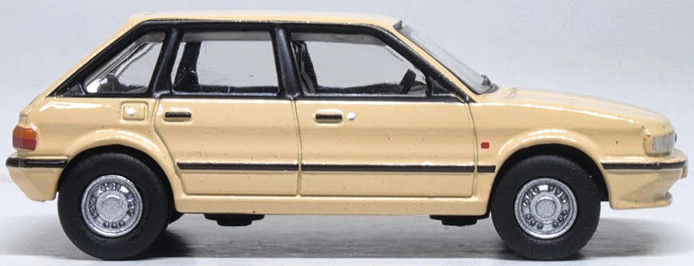Oxford 1:76 Austin Maestro Rattan Beige 76MST002